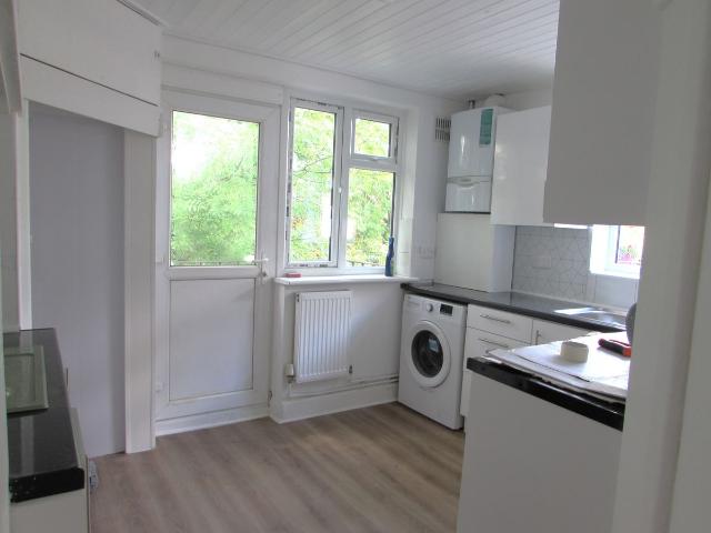 Christchurch Avenue, Harrow, Middlesex HA3, 2 bed flat to rent, £1,650 pcm | PrimeLocation