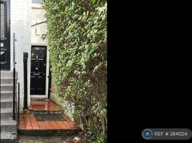 Christchurch Avenue, London, 3 Bedroom Flat