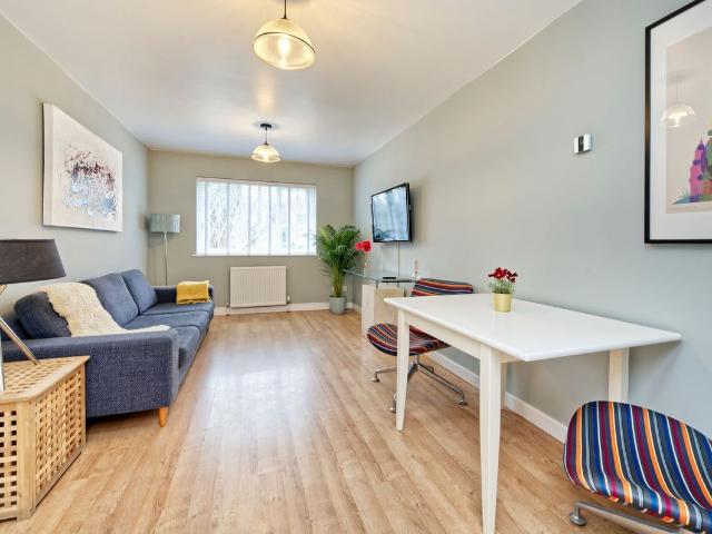 Christchurch Avenue, Queen's Park NW6, 1 bed flat to rent, £2,817 pcm | PrimeLocation