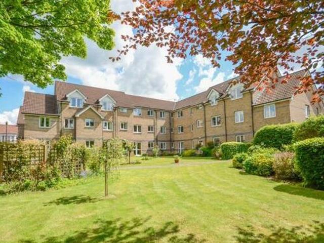 Christchurch Lane, Britannia Court, Downend, 2 Bedroom Flat