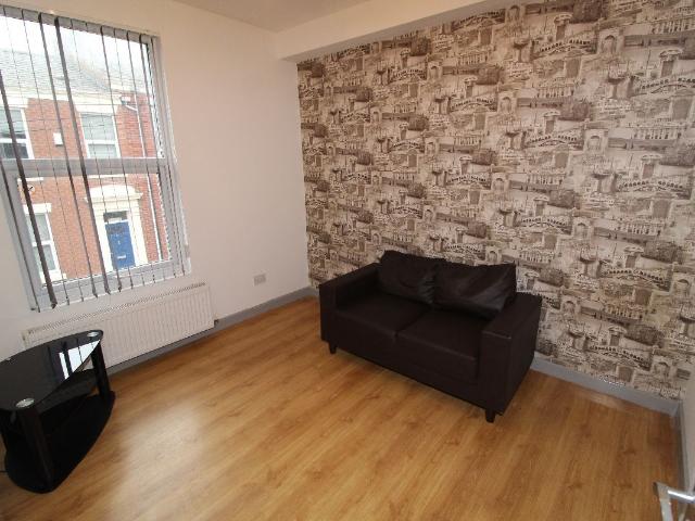 Christchurch Street Flat 2, Preston PR1, 2 bed flat to rent, £520 pppm | PrimeLocation
