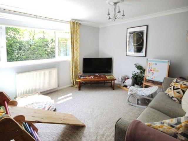 Christchurch Road, Virginia Water, Surrey, GU25 4AH