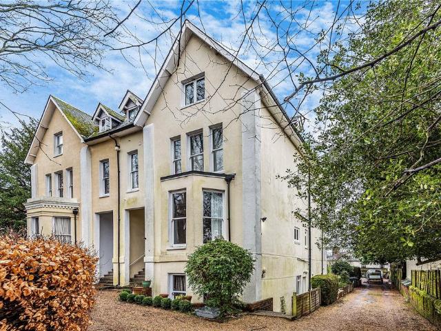 Christchurch Road, Winchester, SO23 2 bed apartment to rent £1,650 pcm £381 pw