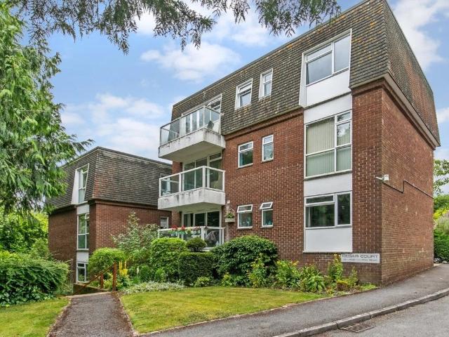 Christchurch Road, Winchester SO23, 2 bed flat to rent, £1,600 pcm | PrimeLocation