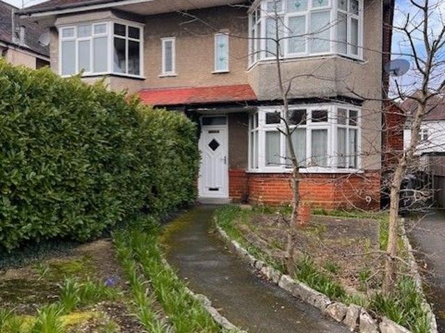 Christchurch Road, Bournemouth BH7, 2 bed flat to rent, £1,275 pcm | PrimeLocation