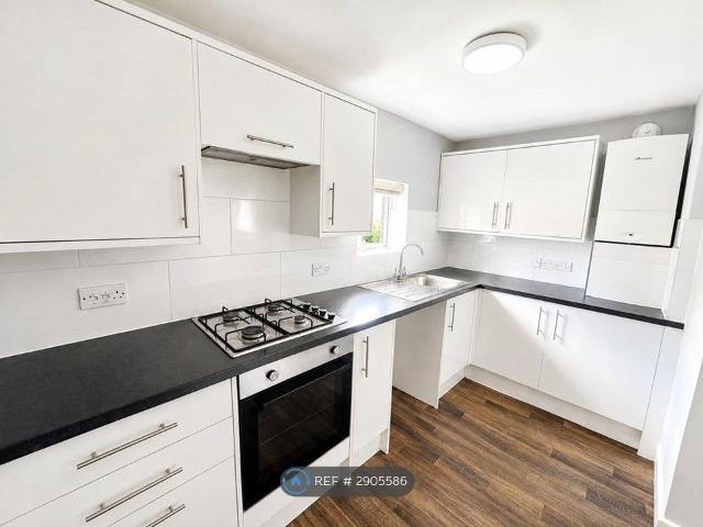 Christchurch Road, Bournemouth BH7, 2 bed flat to rent, £995 pcm | PrimeLocation