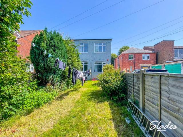 Christchurch Road, Bournemouth, Dorset 2 bed apartment to rent £1,150 pcm £265 pw