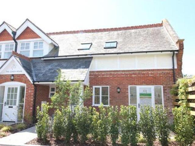 Christchurch Road, Clemming House, New Milton, 2 Bedroom House