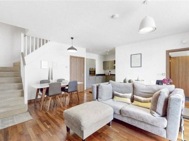 Christchurch Way, Greenwich, London. 3 bed flat to rent £2,850 pcm £658 pw