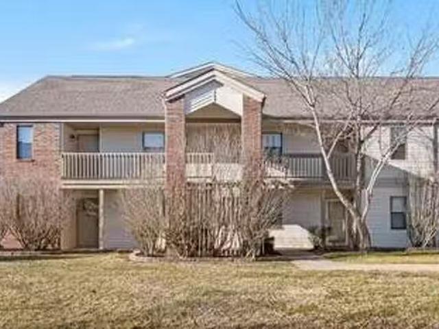 Christina Thurman, 169 Highland Drive, Table Rock 2 Bedroom.