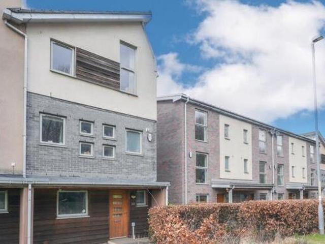 Christmas Place, The Staiths, 4 Bedroom End