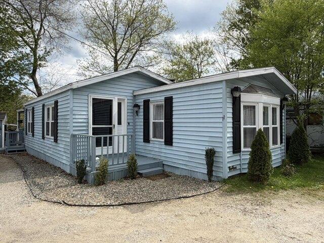 Christmas Tree Mobile Home Park, Epsom, Property For Sale