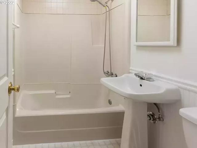Christopher D is offering a Room For Rent in Madison South, Portland in July 2026 $0.00