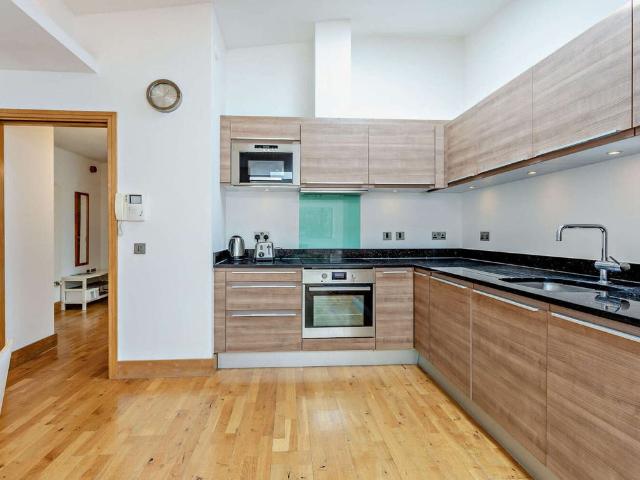Christ's Lane, Cambridge, Cambridgeshire CB1, 1 bed flat to rent, £2,200 pcm | PrimeLocation