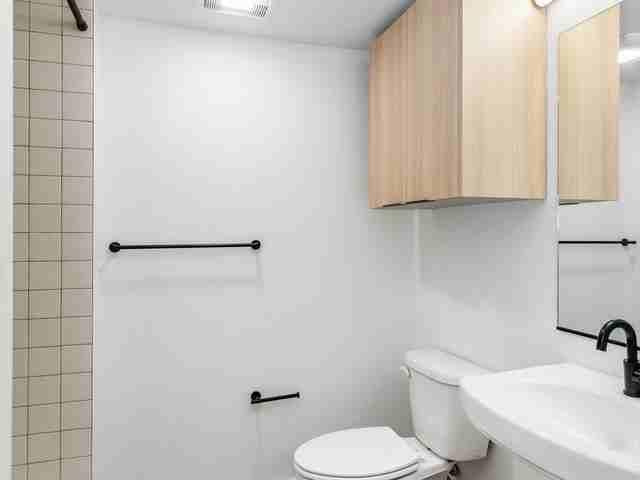 CHRONICLE: Stylish Wallingford Studios with Full Appliance Package & Premium Amenities Studio Apartment for Rent at 4417 Wallingford Ave N, Seattle, WA 98103 Wallingford