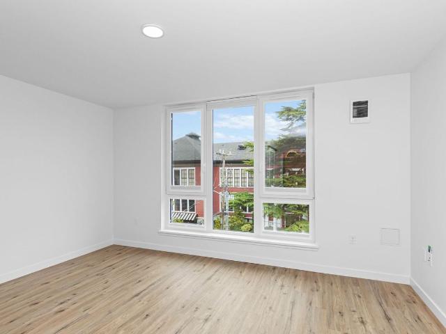 CHRONICLE: Stylish Wallingford Studios with Full Appliance Package & Premium Amenities Studio Apartment for Rent at 4417 Wallingford Ave N, Seattle, WA 98103 Wallingford