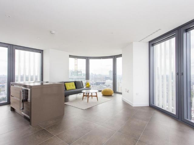 Chronicle Tower, 261b City Road. 1 bed apartment to rent £3,800 pcm £877 pw