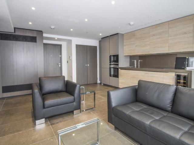 Chronicle Tower, City Road, London EC1V, 1 bed flat to rent, £3,050 pcm | PrimeLocation