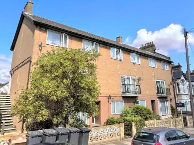 Chudleigh Road, London SE4, Room to rent, £875 pcm | PrimeLocation