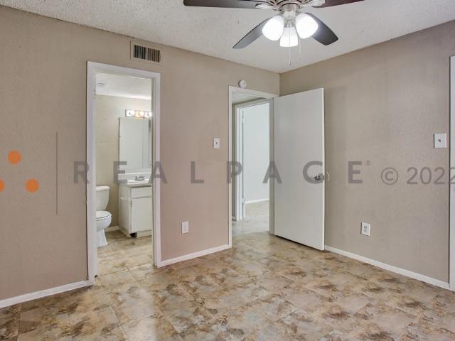 Chula Vista Apartment Homes 1 Bedroom Apartment for Rent at 1405 Elite Cir, Arlington, TX 76010