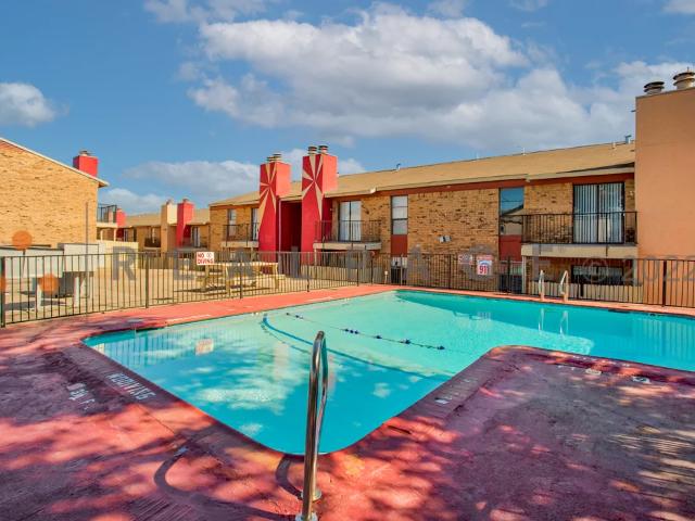 Chula Vista Apartment Homes 2 Bedroom Apartment for Rent at 1405 Elite Cir, Arlington, TX 76010