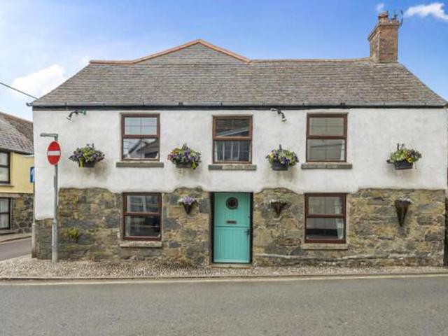 Churchtown, Mullion, 3 Bedroom Semi detached