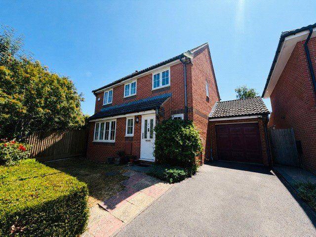 Churchward Close, Grove, Wantage OX12, 4 bed detached house to rent, £2,000 pcm | PrimeLocation