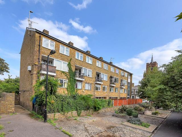 Churchward House, Kennington SE17, 4 bed maisonette to rent, £3,900 pcm | PrimeLocation