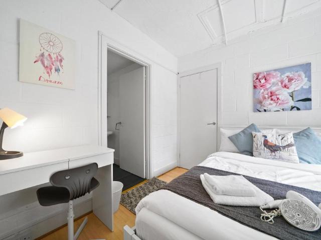 Churchway, Euston, London, NW1 1 bed terraced house to rent £2,150 pcm £496 pw