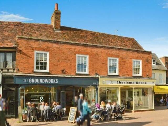 Churchyard, Hitchin, 3 Bedroom Apartment