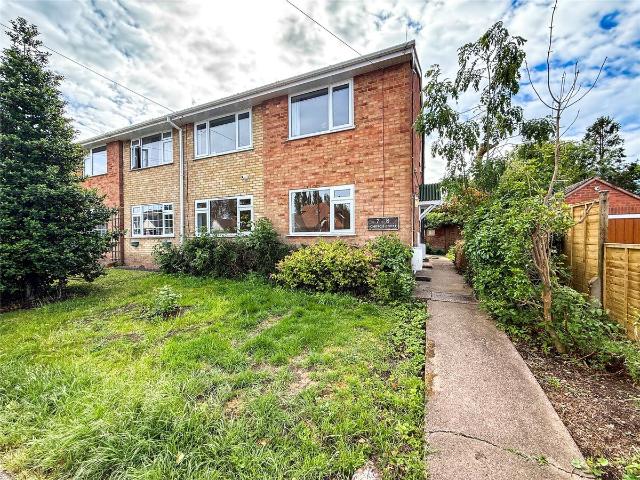 Church Court, Church Road, Astwood Bank, Redditch B96, 2 bed flat to rent, £995 pcm | PrimeLocation
