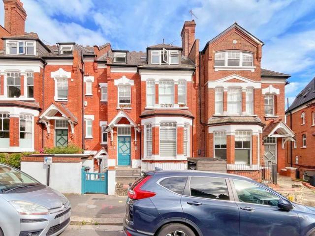 Church Crescent, London N10 1 bed flat to rent £1,650 pcm £381 pw