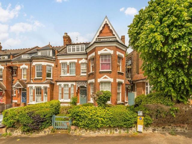Church Crescent, London N10 1 bed flat to rent £1,950 pcm £450 pw