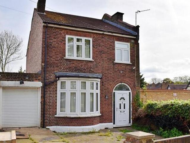 Church Avenue, Highams Park, 3 Bedroom Detached