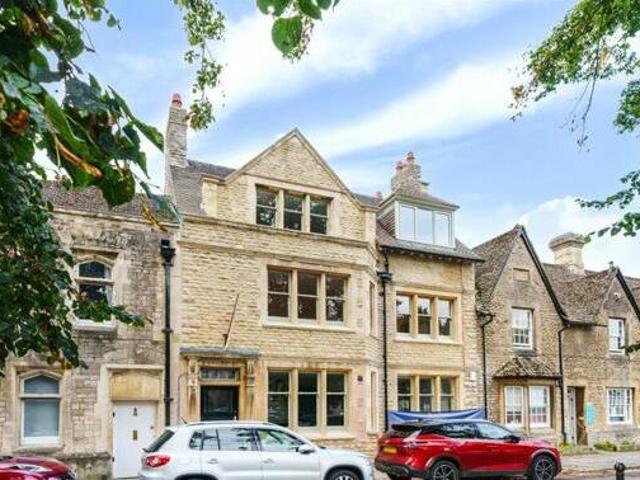 Church Green, Witney, 1 Bedroom Coach