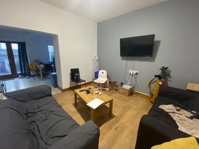 Church Grove, Nottingham NG7, 6 bed shared accommodation to rent, £563 pcm | PrimeLocation