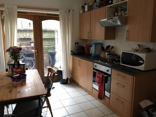 Church Grove now, Lenton NG7 6 bed house to rent £3,389 pcm £782 pw