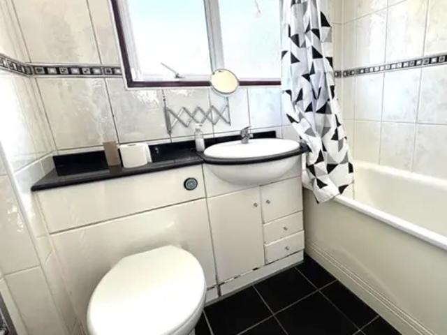 Church Drive, London, NW9 8SN, United Kingdom | 1 bed house | Rented for £900/mo
