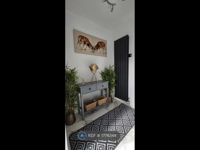 Church End, Harlow CM19, 4 bed end terrace house to rent, £2,100 pcm | PrimeLocation