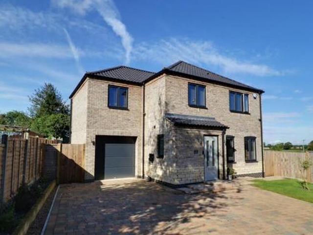 Church Farm Road, South Kelsey, 5 Bedroom Detached