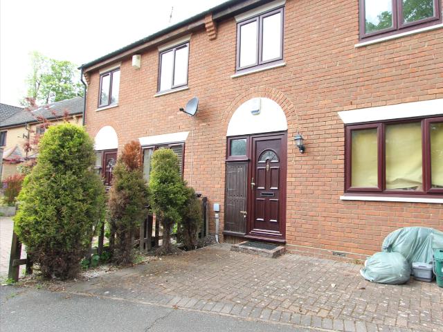 Church Hollow, Purfleet RM19, 3 bed terraced house to rent, £1,900 pcm | PrimeLocation