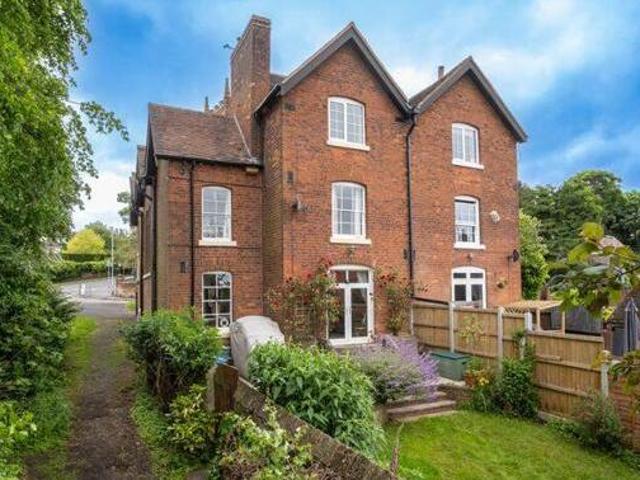 Church Hill, Penn, 4 Bedroom Semi detached