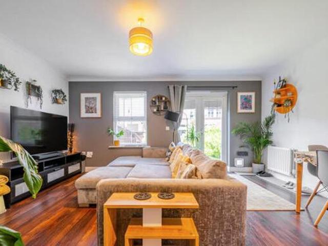 Church Hill Road, East Barnet, 4 Bedroom House