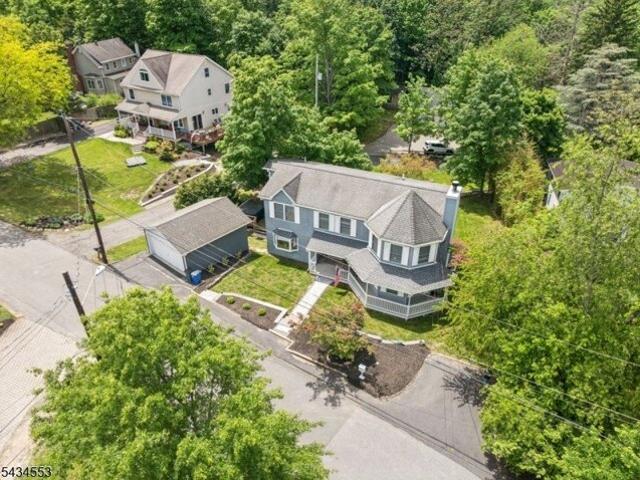 Church Ln, Montville Township, Home For Sale