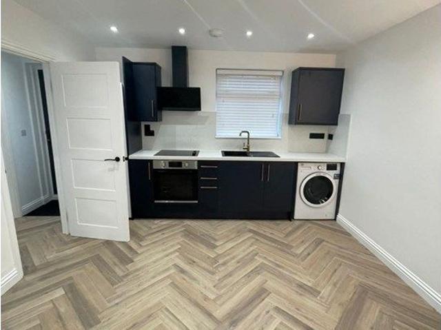 Church Lane, Banbury OX16, 1 bed flat to rent, £1,095 pcm | PrimeLocation