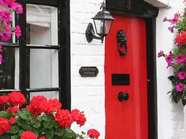 Church Lane, Bray, Maidenhead SL6, 1 bedroom cottage to rent.
