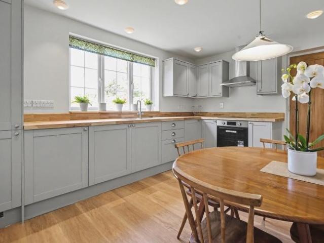 Church Lane, Dry Sandford 2 bed cottage to rent £1,850 pcm £427 pw