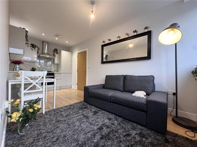Church Lane, Kingsbury, NW9 1 bed apartment to rent £1,550 pcm £358 pw
