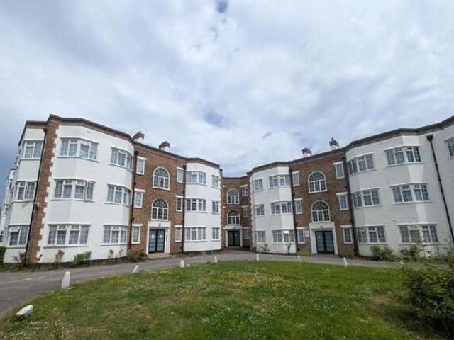 Church Lane, London, 2 Bedroom Flat