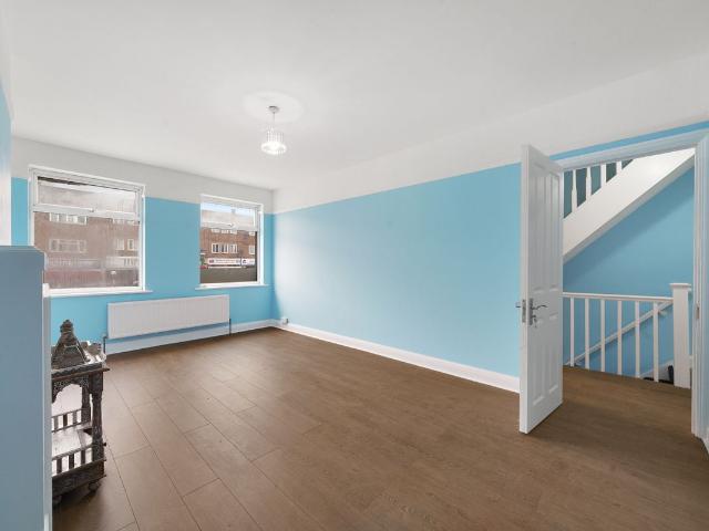 Church Lane, London NW9, 3 bed flat to rent, £2,600 pcm | PrimeLocation
